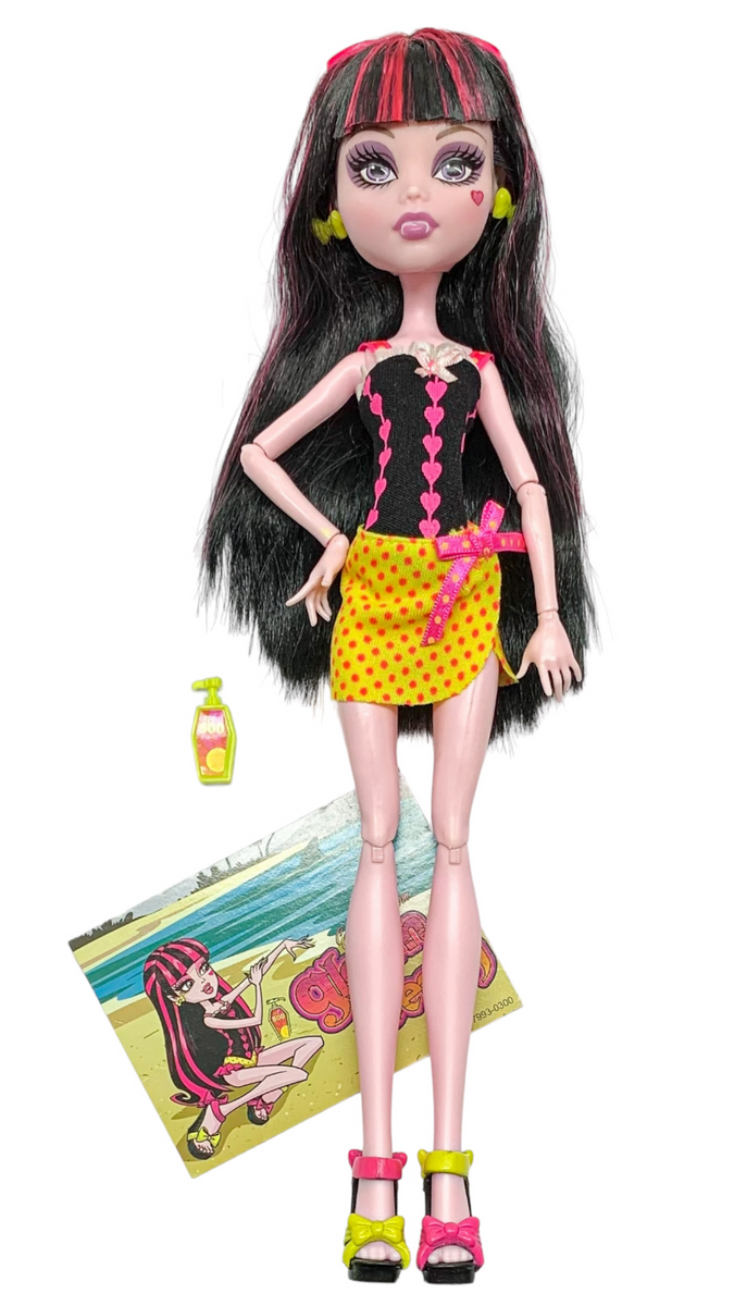 Monster High Gloom Beach Draculaura Doll With Outfit & Accessories ...